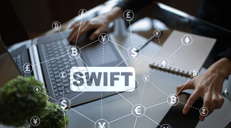 Mã Swift Code Vietcombank Trụ Sở Chính & Chi Nhánh 2025